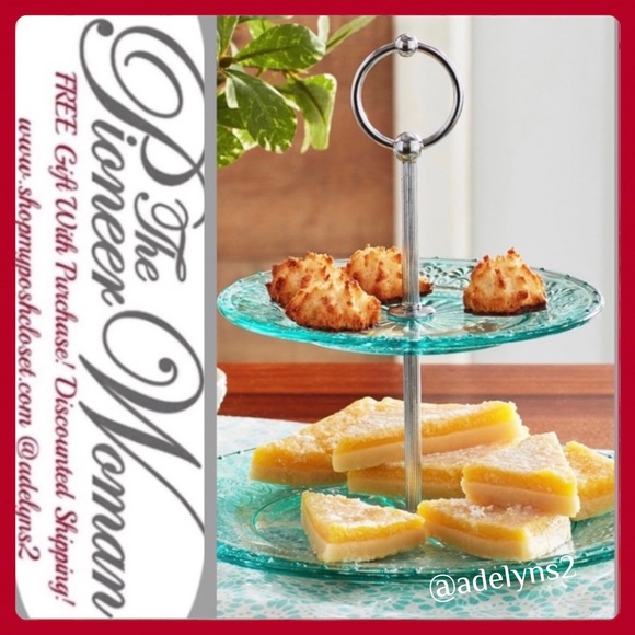 The Pioneer Woman | Dining | 2tier Appetizer Tray New Pioneer Woman ...